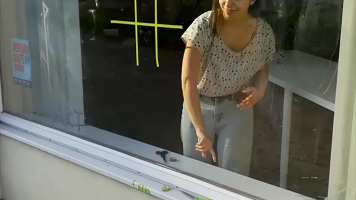 Social Distancing Game - TicTacToe | dorftv